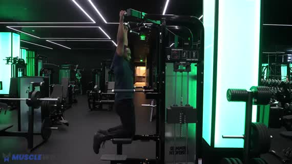 MuscleWiki - Machine Assisted Pull Up - Lats